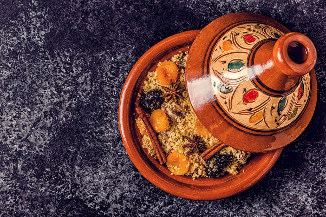 ΣΡΙ ΛΑΝΚΑ, ΤΑΞΙΔΙ ΣΤΙΣ ΦΥΤΕΙΕΣ ΤΗΣ ΚΑΝΕΛΑΣ - «ΚΑΘΕ ΜΕΡΑ CHEF»